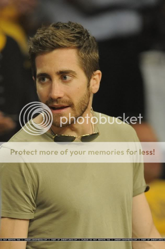 Jake Gyllenhaal - Jake Eyes/Sunglasses Thread #6: Because his 'Come ...