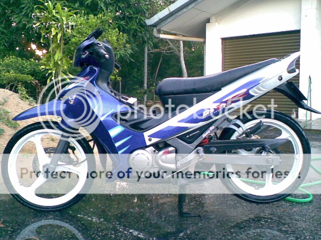 Yamaha 125zr Photo by dansinkin | Photobucket